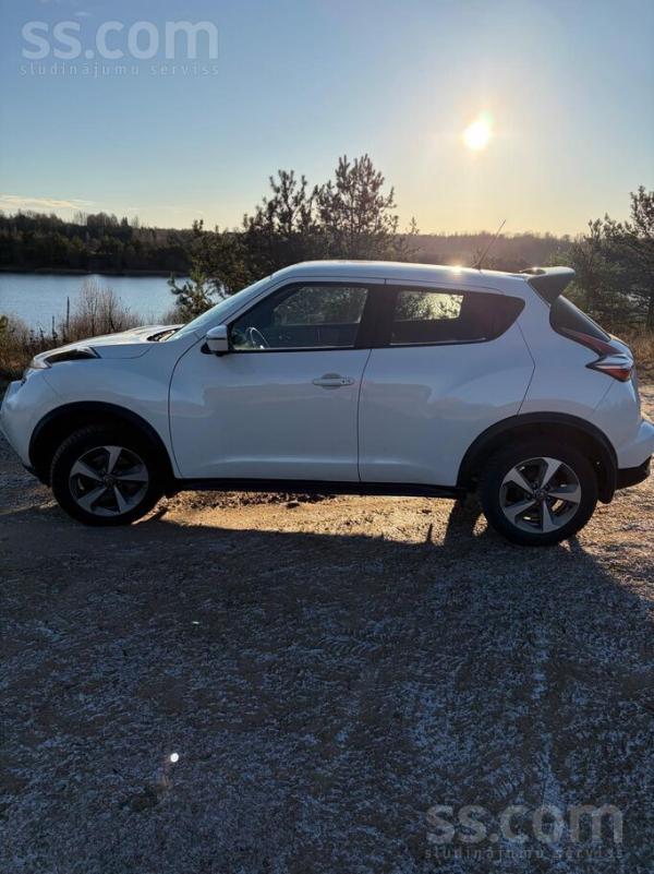 White Nissan Juke 2018 in Daugavpils, with an engine capacity of 1.60 L and mileage of 0 thousand km for 9990 €, photo 8 on AUTOMOTO.COM.LV