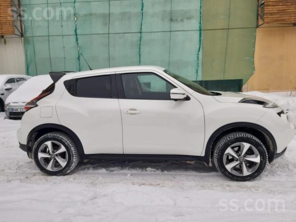 White Nissan Juke 2018 in Daugavpils, with an engine capacity of 1.60 L and mileage of 0 thousand km for 9950 €, photo 6 on AUTOMOTO.COM.LV