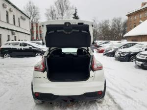 White Nissan Juke 2018 in Daugavpils, with an engine capacity of 1.60 L and mileage of 0 thousand km for 9950 €, photo 24 on AUTOMOTO.COM.LV