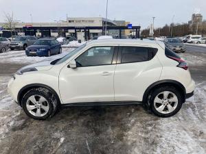 White Nissan Juke 2018 in Vilnius, with an engine capacity of 1.20 L and mileage of 134 thousand km for 7300 €, photo  on AUTOMOTO.COM.LV