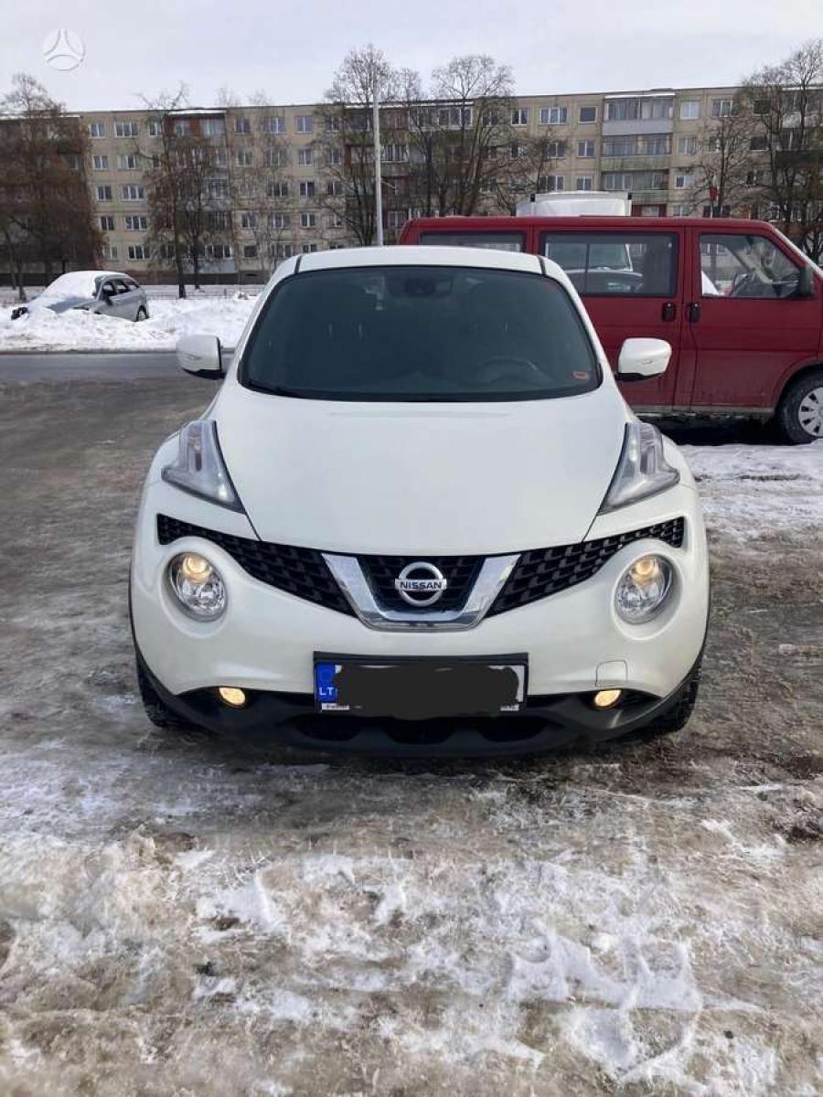 White Nissan Juke 2018 in Vilnius, with an engine capacity of 1.20 L and mileage of 134 thousand km for 7300 €, photo 5 on AUTOMOTO.COM.LV