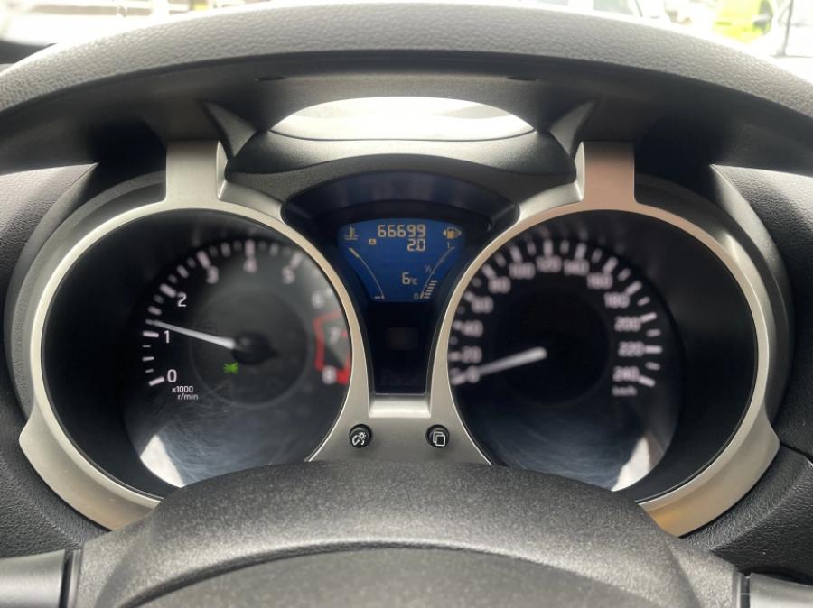 White Nissan Juke 2018 in Riga, with an engine capacity of 1.60 L and mileage of 67 thousand km for 9790 €, photo 15 on AUTOMOTO.COM.LV