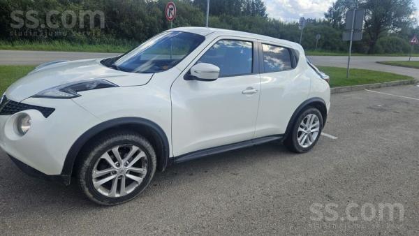 Balts Nissan Juke 2018 Jelgava, ar dzinēja tilpumu 1.60 L un nobraukumu 113 tūkst. km par 8100 €, foto 5 vietnē AUTOMOTO.COM.LV