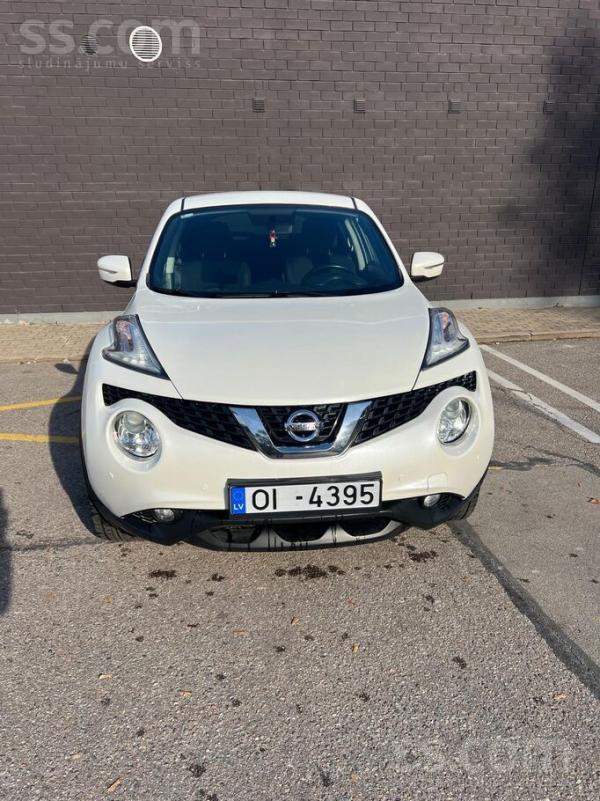 Nissan Juke 2018 in Riga on AUTOMOTO.COM.LV White Nissan Juke 2018 in Riga, with an engine capacity of 1.60 L and mileage of 88 thousand km for 8300 €, photo 3 on AUTOMOTO.COM.LV