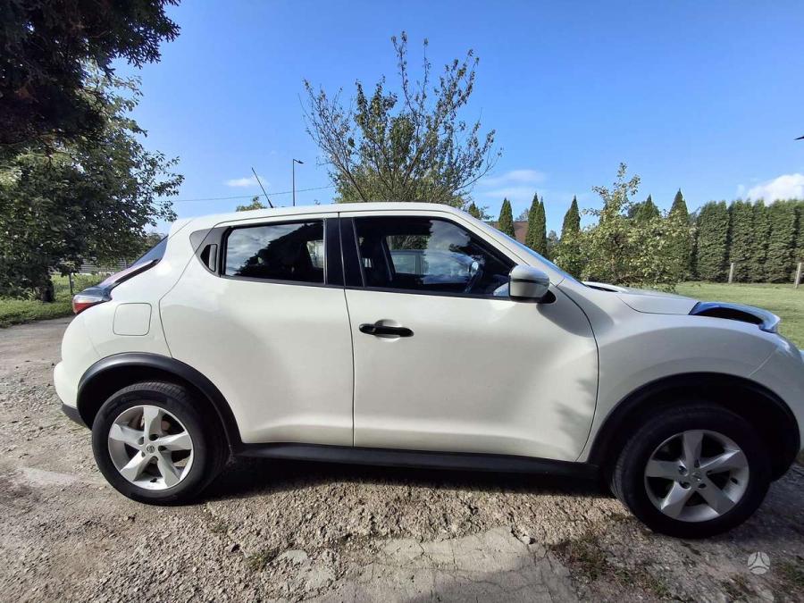 Balts Nissan Juke 2019 Viļņa, ar dzinēja tilpumu 1.60 L un nobraukumu 81 tūkst. km par 10400 €, foto 5 vietnē AUTOMOTO.COM.LV