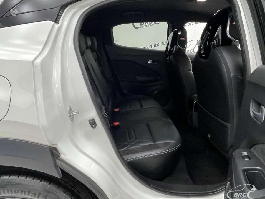 White Nissan Juke 2020 in Vilnius, with an engine capacity of 1.00 L and mileage of 136 thousand km for 13600 €, photo 12 on AUTOMOTO.COM.LV