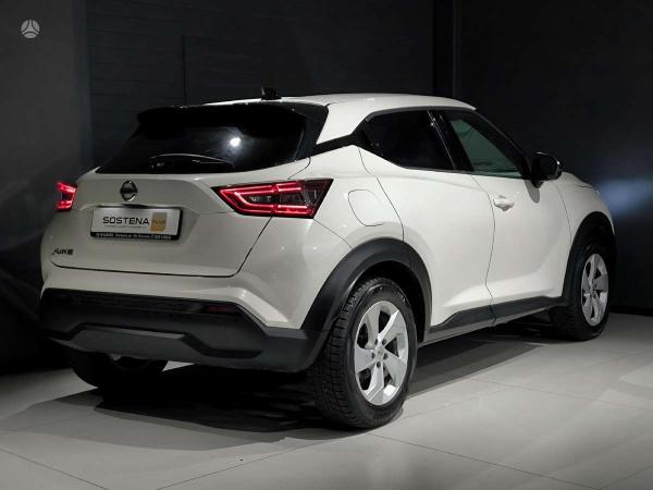 White Nissan Juke 2020 in Kaunas, with an engine capacity of 1.00 L and mileage of 45 thousand km for 14900 €, photo 3 on AUTOMOTO.COM.LV