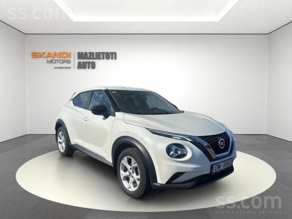 White Nissan Juke 2020 in Riga, with an engine capacity of 1.00 L and mileage of 80 thousand km for 13290 €, photo 8 on AUTOMOTO.COM.LV