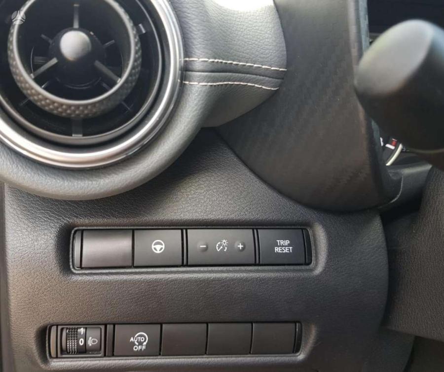 Balts Nissan Juke 2020 Šauļi, ar dzinēja tilpumu 1.00 L un nobraukumu 100 tūkst. km par 13500 €, foto 19 vietnē AUTOMOTO.COM.LV