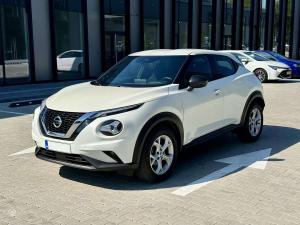 White Nissan Juke 2020 in Vilnius, with an engine capacity of 1.00 L and mileage of 26 thousand km for 13800 €, photo 4 on AUTOMOTO.COM.LV