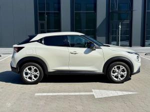 White Nissan Juke 2020 in Vilnius, with an engine capacity of 1.00 L and mileage of 26 thousand km for 13800 €, photo 8 on AUTOMOTO.COM.LV