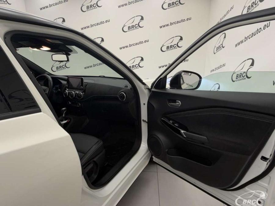 White Nissan Juke 2021 in Vilnius, with an engine capacity of 1.00 L and mileage of 48 thousand km for 15500 €, photo 10 on AUTOMOTO.COM.LV