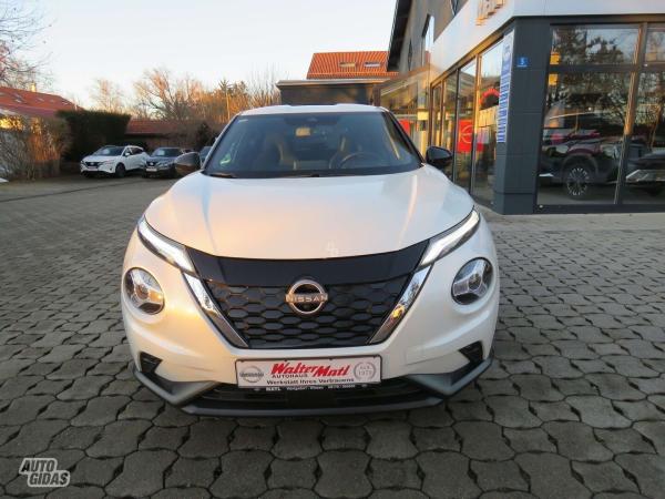 White Nissan Juke 2022 in Kaunas, with an engine capacity of 0.00 L and mileage of 35 thousand km for 25876 €, photo 2 on AUTOMOTO.COM.LV