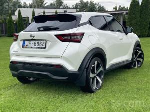White Nissan Juke 2022 in Riga, with an engine capacity of 1.00 L and mileage of 68 thousand km for 14500 €, photo 4 on AUTOMOTO.COM.LV