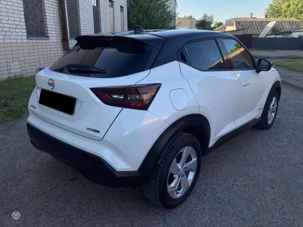 White Nissan Juke 2023 in Marijampole, with an engine capacity of 1.60 L and mileage of 51 thousand km for 17350 €, photo 10 on AUTOMOTO.COM.LV
