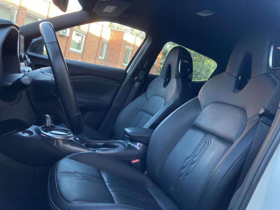 Balts Nissan Juke 2023 Marijampole, ar dzinēja tilpumu 1.60 L un nobraukumu 51 tūkst. km par 17350 €, foto 21 vietnē AUTOMOTO.COM.LV