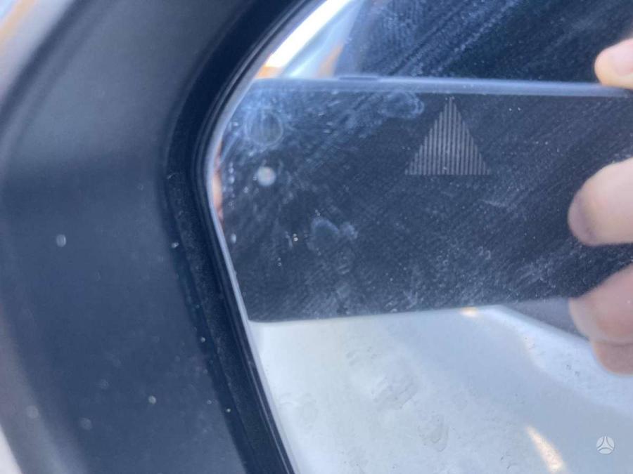 Balts Nissan Juke 2023 Marijampole, ar dzinēja tilpumu 1.60 L un nobraukumu 51 tūkst. km par 17350 €, foto 40 vietnē AUTOMOTO.COM.LV