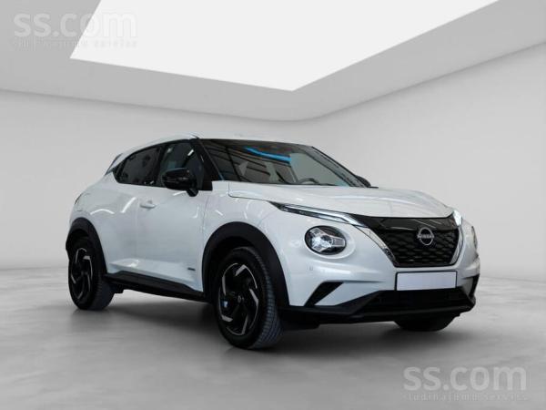 White Nissan Juke 2023 in Riga, with an engine capacity of 1.60 L and mileage of 0 thousand km for 14490 €, photo 3 on AUTOMOTO.COM.LV