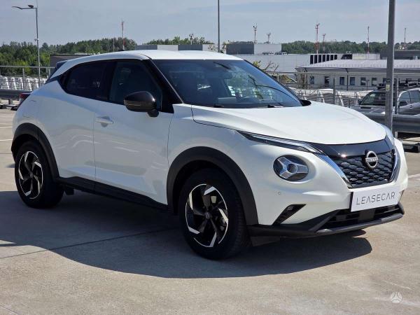 White Nissan Juke 2024 in Vilnius, with an engine capacity of 1.60 L and mileage of 28 thousand km for 21250 €, photo 2 on AUTOMOTO.COM.LV