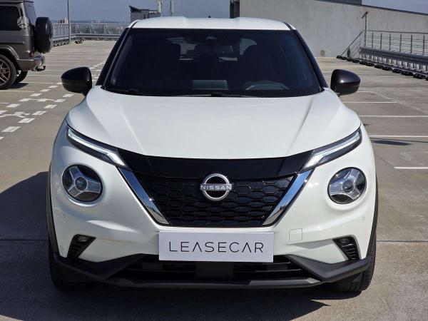 White Nissan Juke 2024 in Vilnius, with an engine capacity of 1.60 L and mileage of 28 thousand km for 21250 €, photo 5 on AUTOMOTO.COM.LV