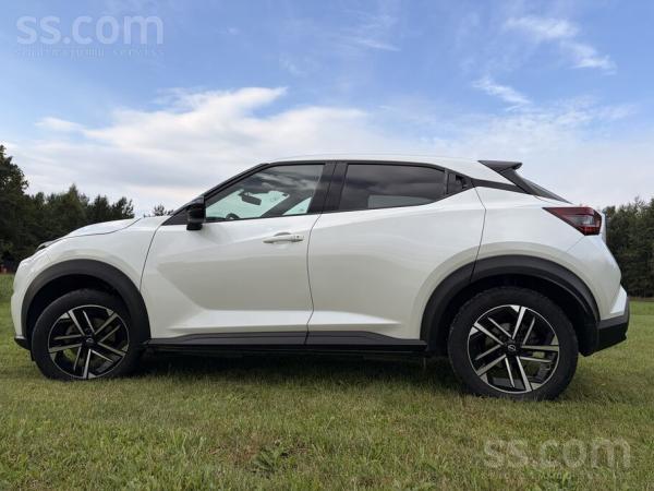 White Nissan Juke 2025 in Riga, with an engine capacity of 1.00 L and mileage of 60 thousand km for 17000 €, photo 6 on AUTOMOTO.COM.LV