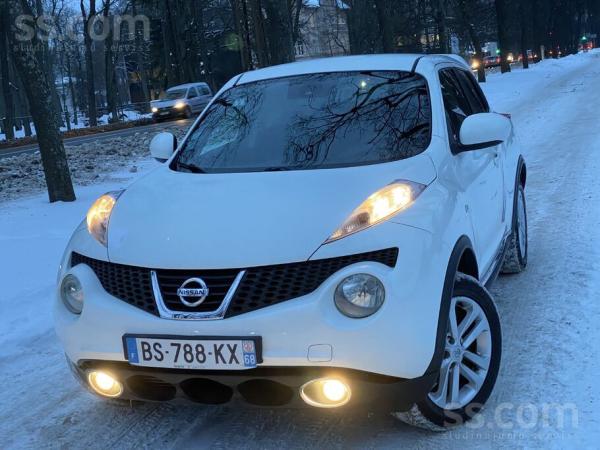 Balts Nissan Juke 2011 Rīga, ar dzinēja tilpumu 1.50 L un nobraukumu 184 tūkst. km par 4999 €, foto 1 vietnē AUTOMOTO.COM.LV