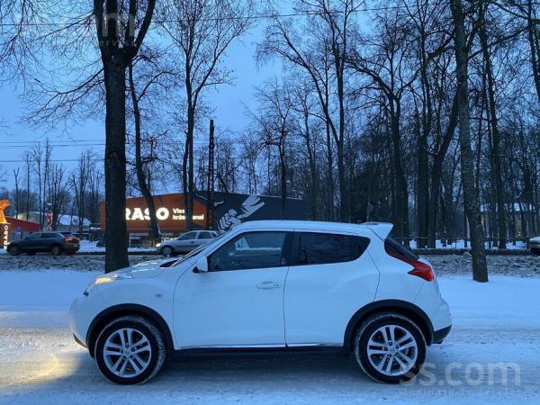 Balts Nissan Juke 2011 Rīga, ar dzinēja tilpumu 1.50 L un nobraukumu 184 tūkst. km par 4999 €, foto 6 vietnē AUTOMOTO.COM.LV