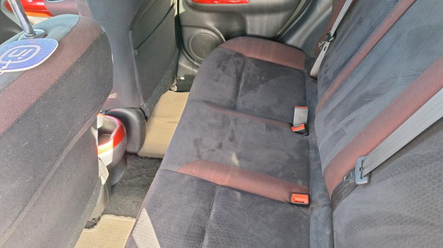 Balts Nissan Juke 2012 Rīga, ar dzinēja tilpumu 1.60 L un nobraukumu 245 tūkst. km par 5490 €, foto 9 vietnē AUTOMOTO.COM.LV