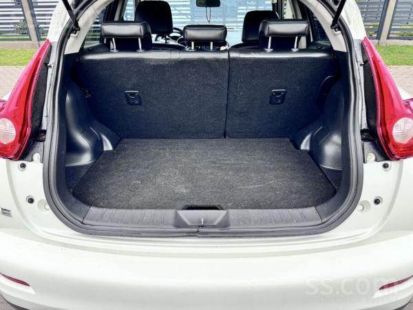 Balts Nissan Juke 2012 Rīga, ar dzinēja tilpumu 1.60 L un nobraukumu 165 tūkst. km par 6500 €, foto 6 vietnē AUTOMOTO.COM.LV