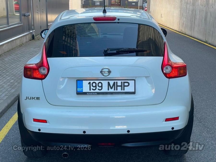 Balts Nissan Juke 2012 Tallina, ar dzinēja tilpumu 1.60 L un nobraukumu 140 tūkst. km par 4500 €, foto 5 vietnē AUTOMOTO.COM.LV