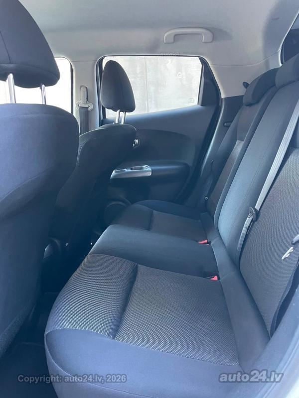 Balts Nissan Juke 2012 Tallina, ar dzinēja tilpumu 1.60 L un nobraukumu 140 tūkst. km par 4500 €, foto 9 vietnē AUTOMOTO.COM.LV