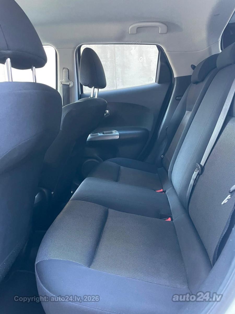 Balts Nissan Juke 2012 Tallina, ar dzinēja tilpumu 1.60 L un nobraukumu 140 tūkst. km par 4500 €, foto 10 vietnē AUTOMOTO.COM.LV