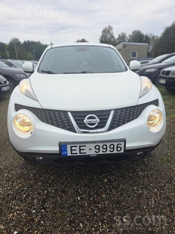 Nissan Juke 2012 Rīga vietnē Balts Nissan Juke 2012 Rīga, ar dzinēja tilpumu 1.60 L un nobraukumu 0 tūkst. km par 5500 €, foto 3 vietnē AUTOMOTO.COM.LV