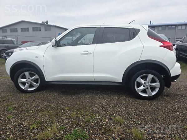Nissan Juke 2012 Rīga vietnē Balts Nissan Juke 2012 Rīga, ar dzinēja tilpumu 1.60 L un nobraukumu 0 tūkst. km par 5500 €, foto 10 vietnē AUTOMOTO.COM.LV