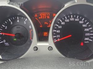 Balts Nissan Juke 2012 Rīga, ar dzinēja tilpumu 1.60 L un nobraukumu 0 tūkst. km par 5500 €, foto 13 vietnē AUTOMOTO.COM.LV