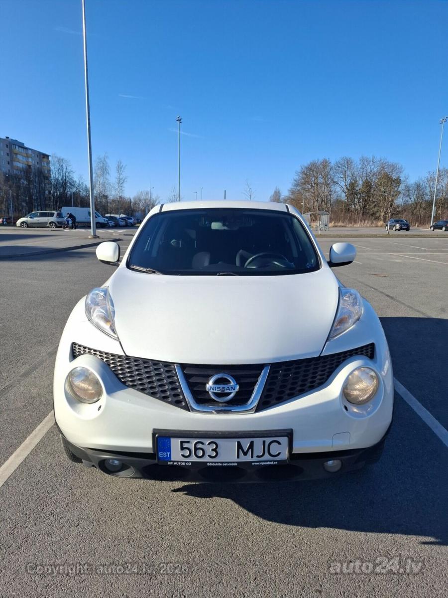 Balts Nissan Juke 2013 Tallina, ar dzinēja tilpumu 1.60 L un nobraukumu 205 tūkst. km par 4700 €, foto 3 vietnē AUTOMOTO.COM.LV