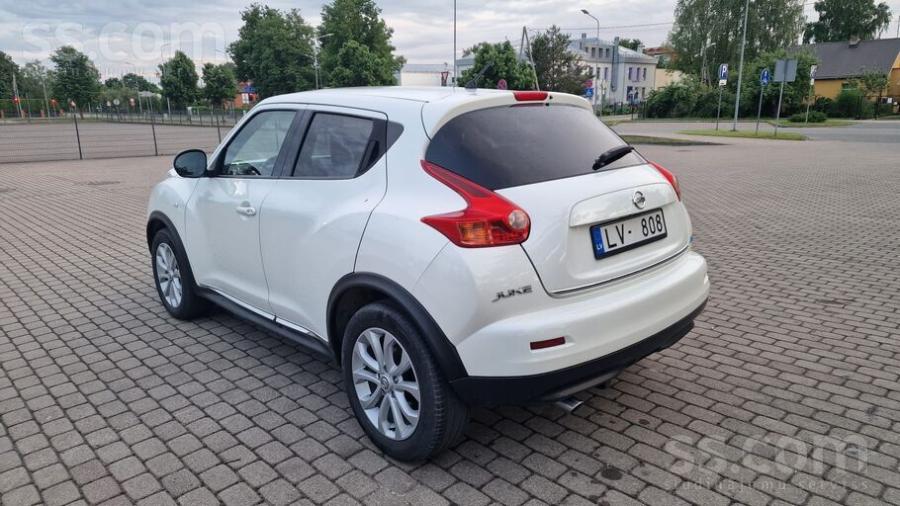 Balts Nissan Juke 2013 Jelgava, ar dzinēja tilpumu 1.50 L un nobraukumu 198 tūkst. km par 5500 €, foto 5 vietnē AUTOMOTO.COM.LV
