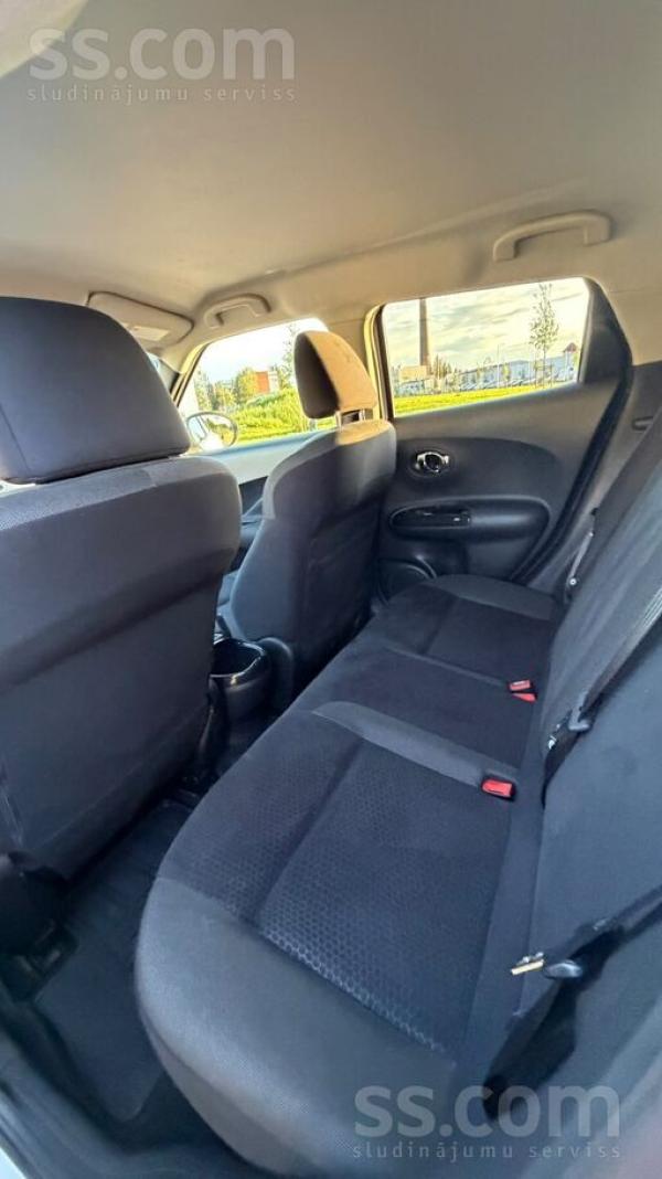 Balts Nissan Juke 2013 Rīga, ar dzinēja tilpumu 1.60 L un nobraukumu 133 tūkst. km par 6500 €, foto 8 vietnē AUTOMOTO.COM.LV