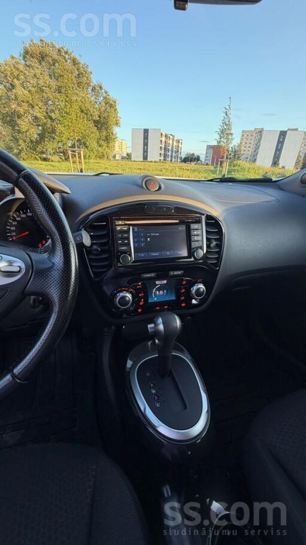 Balts Nissan Juke 2013 Rīga, ar dzinēja tilpumu 1.60 L un nobraukumu 133 tūkst. km par 6500 €, foto 10 vietnē AUTOMOTO.COM.LV