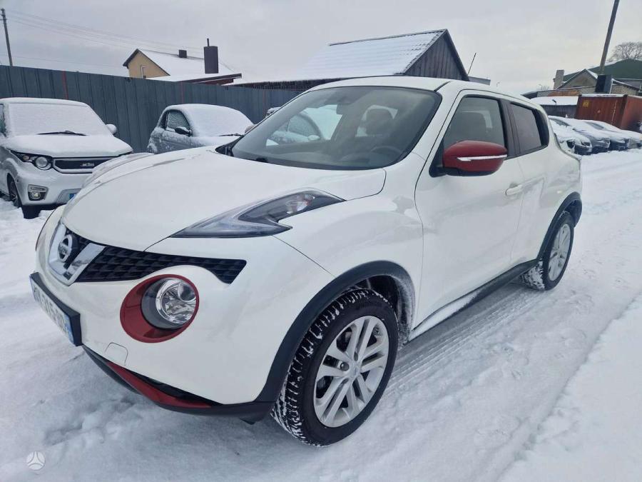 White Nissan Juke 2015 in Taurage, with an engine capacity of 1.20 L and mileage of 134 thousand km for 6000 €, photo 1 on AUTOMOTO.COM.LV