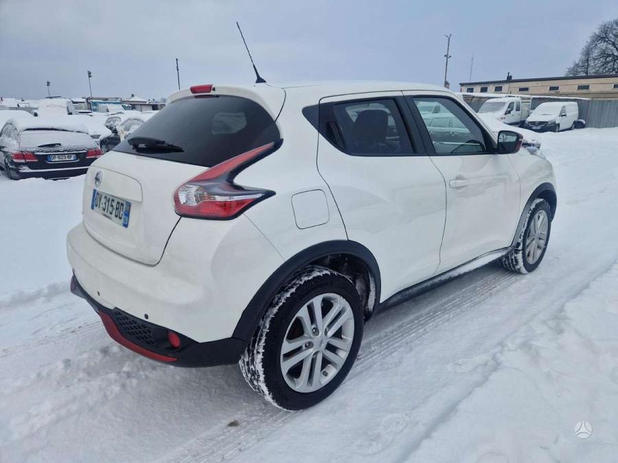 White Nissan Juke 2015 in Taurage, with an engine capacity of 1.20 L and mileage of 134 thousand km for 6000 €, photo 4 on AUTOMOTO.COM.LV
