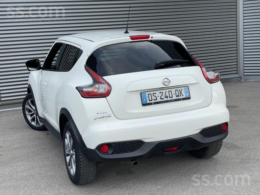 Balts Nissan Juke 2015 Rīga, ar dzinēja tilpumu 1.20 L un nobraukumu 168 tūkst. km par 6999 €, foto 5 vietnē AUTOMOTO.COM.LV