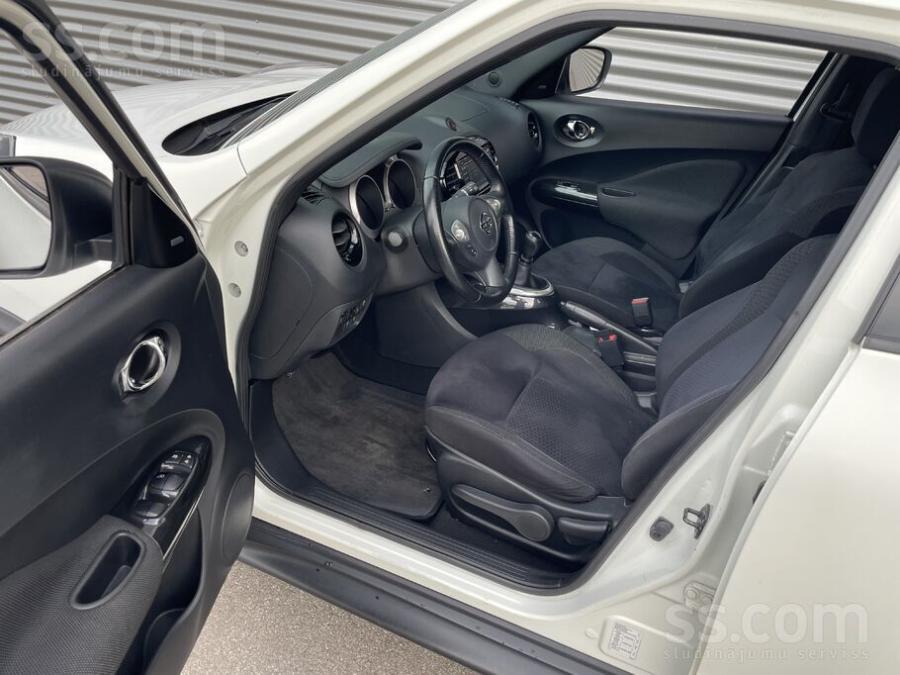 Balts Nissan Juke 2015 Rīga, ar dzinēja tilpumu 1.20 L un nobraukumu 168 tūkst. km par 6999 €, foto 9 vietnē AUTOMOTO.COM.LV