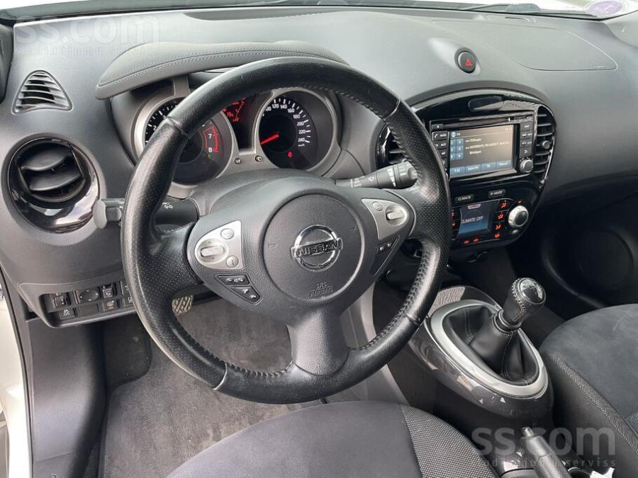 Balts Nissan Juke 2015 Rīga, ar dzinēja tilpumu 1.20 L un nobraukumu 168 tūkst. km par 6999 €, foto 11 vietnē AUTOMOTO.COM.LV