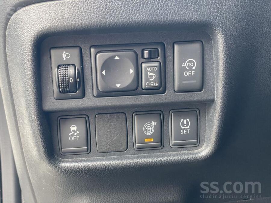 Balts Nissan Juke 2015 Rīga, ar dzinēja tilpumu 1.20 L un nobraukumu 168 tūkst. km par 6999 €, foto 12 vietnē AUTOMOTO.COM.LV