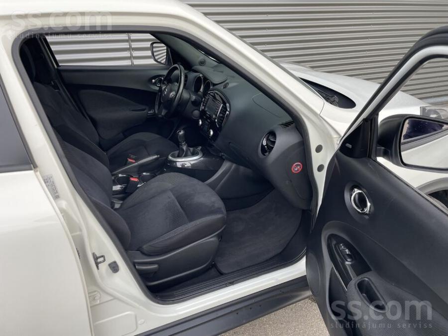 Balts Nissan Juke 2015 Rīga, ar dzinēja tilpumu 1.20 L un nobraukumu 168 tūkst. km par 6999 €, foto 13 vietnē AUTOMOTO.COM.LV