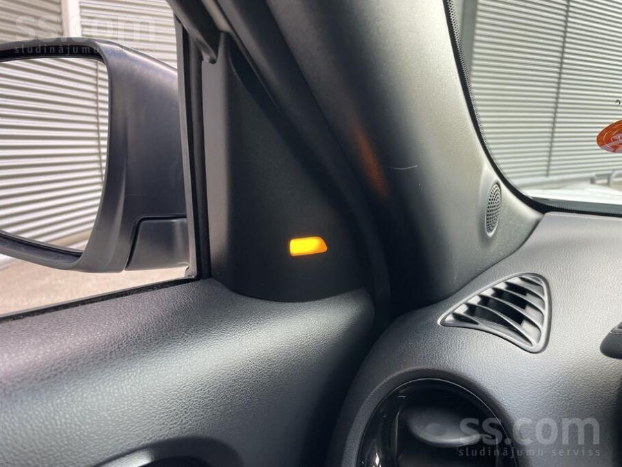 Balts Nissan Juke 2015 Rīga, ar dzinēja tilpumu 1.20 L un nobraukumu 168 tūkst. km par 6999 €, foto 21 vietnē AUTOMOTO.COM.LV