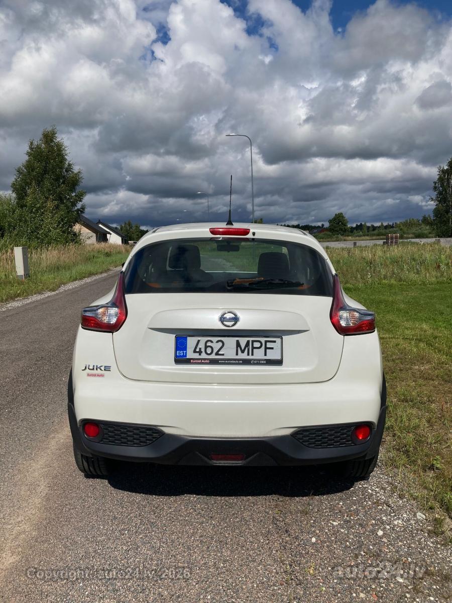 Balts Nissan Juke 2015 Pērnava, ar dzinēja tilpumu 1.60 L un nobraukumu 152 tūkst. km par 3900 €, foto 4 vietnē AUTOMOTO.COM.LV