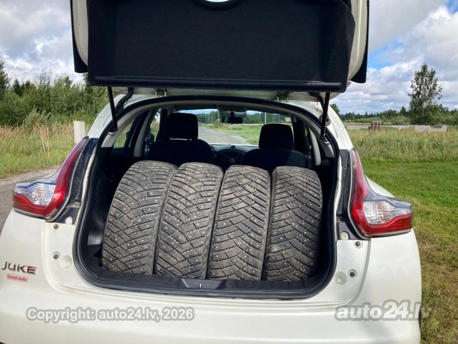 Balts Nissan Juke 2015 Pērnava, ar dzinēja tilpumu 1.60 L un nobraukumu 152 tūkst. km par 3900 €, foto 14 vietnē AUTOMOTO.COM.LV