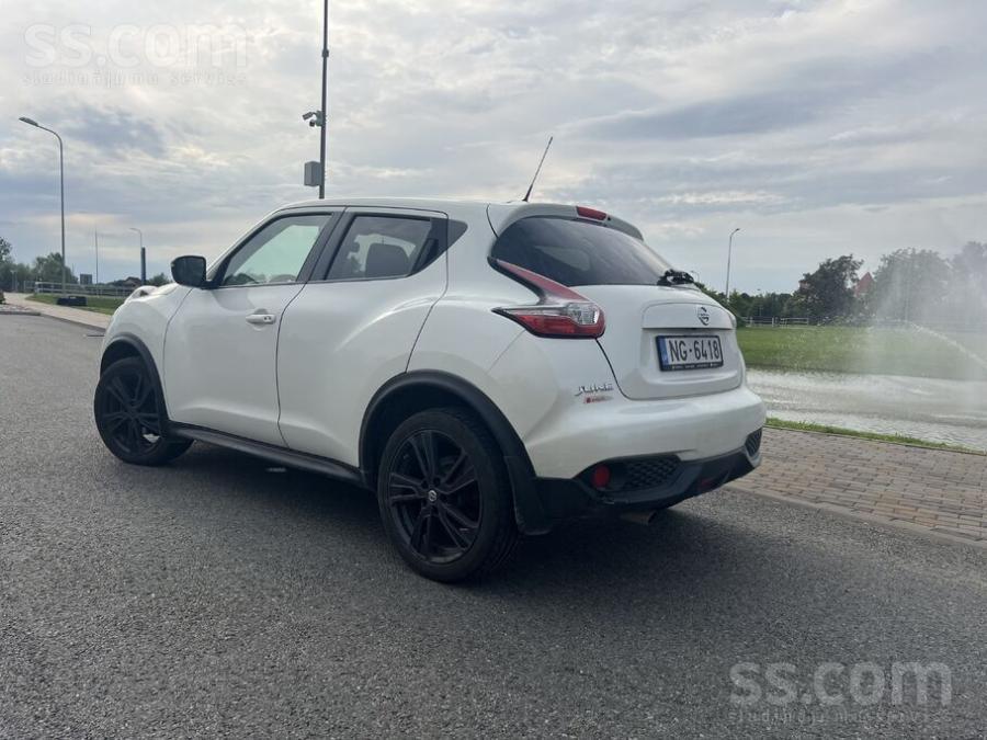Balts Nissan Juke 2015 Valmiera, ar dzinēja tilpumu 1.60 L un nobraukumu 192 tūkst. km par 6700 €, foto 4 vietnē AUTOMOTO.COM.LV